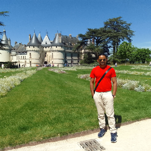 Local Travel Experts | Rough Guides